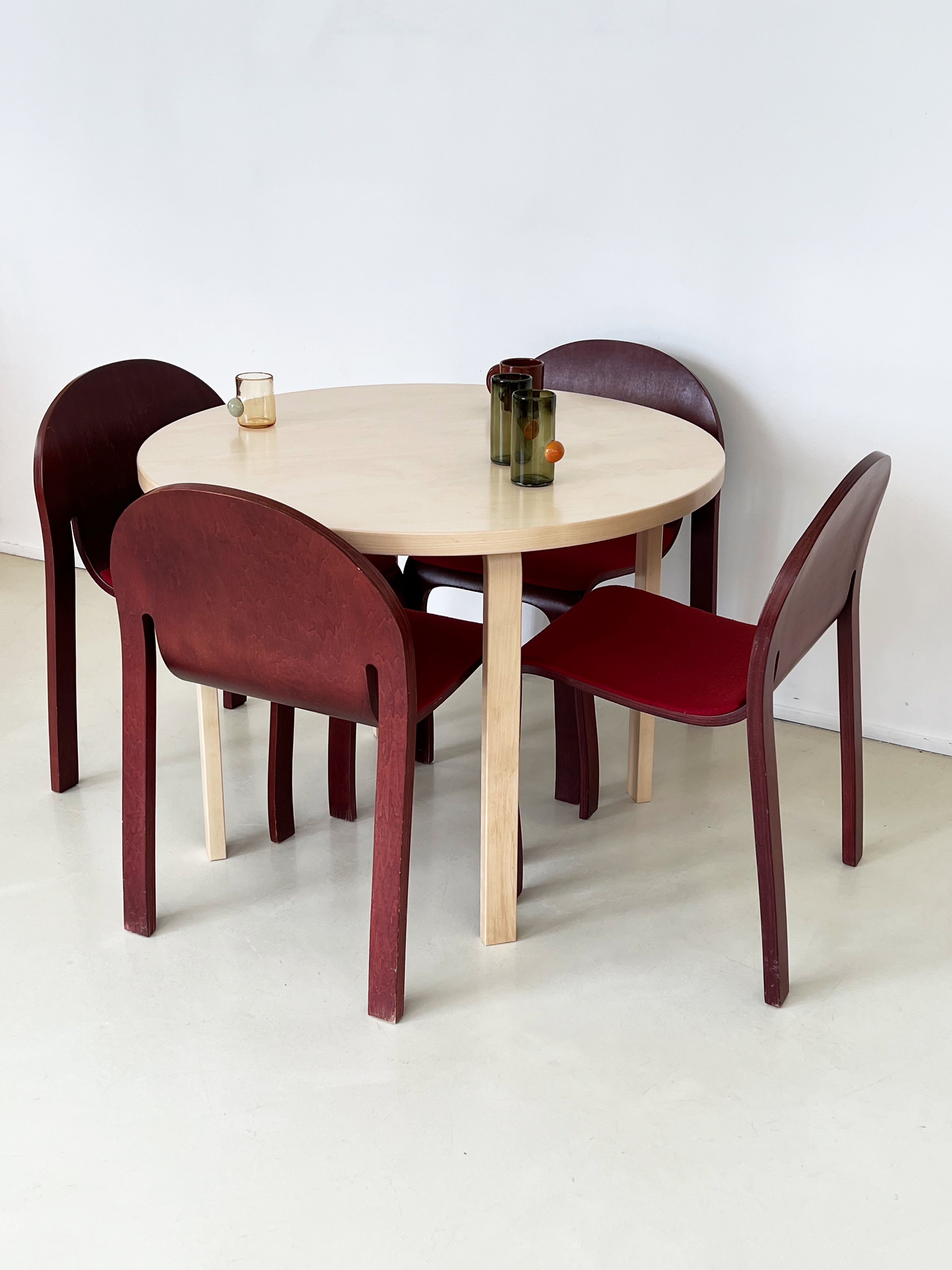 1980s Burgundy Peter Danko Body Form Chair – Home Union NYC