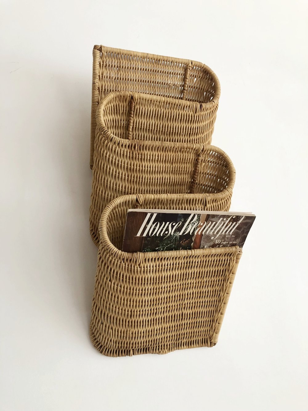 1970s Curvy Wicker Wall Mounted Magazine Rack – Home Union NYC