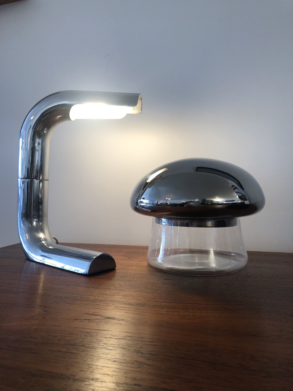 Mid Century Chrome Swivel Elbow Table Lamp – Home Union NYC